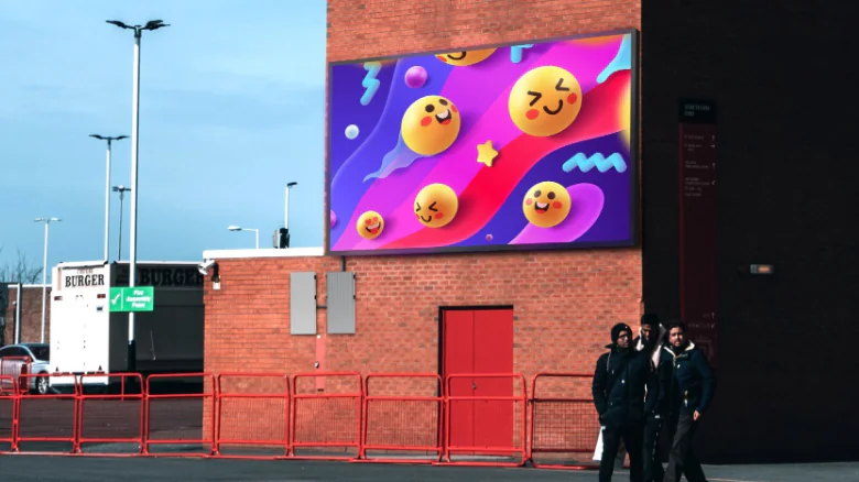 Presenting Chainzone: The Future of DOOH Signage with LED Technology ...
