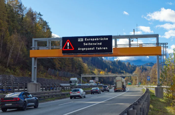 A New Approach to Smart Mobility: Chainzone 2025 | CHAINZONE LED ...