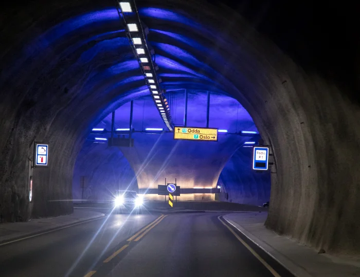 Intelligent Traffic Management Signs and Informative Road Solutions ...
