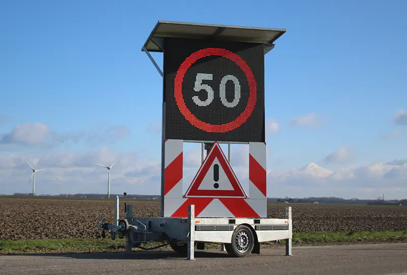 Enhancing Highways Traffic Management with Advanced Highway Road Signs ...
